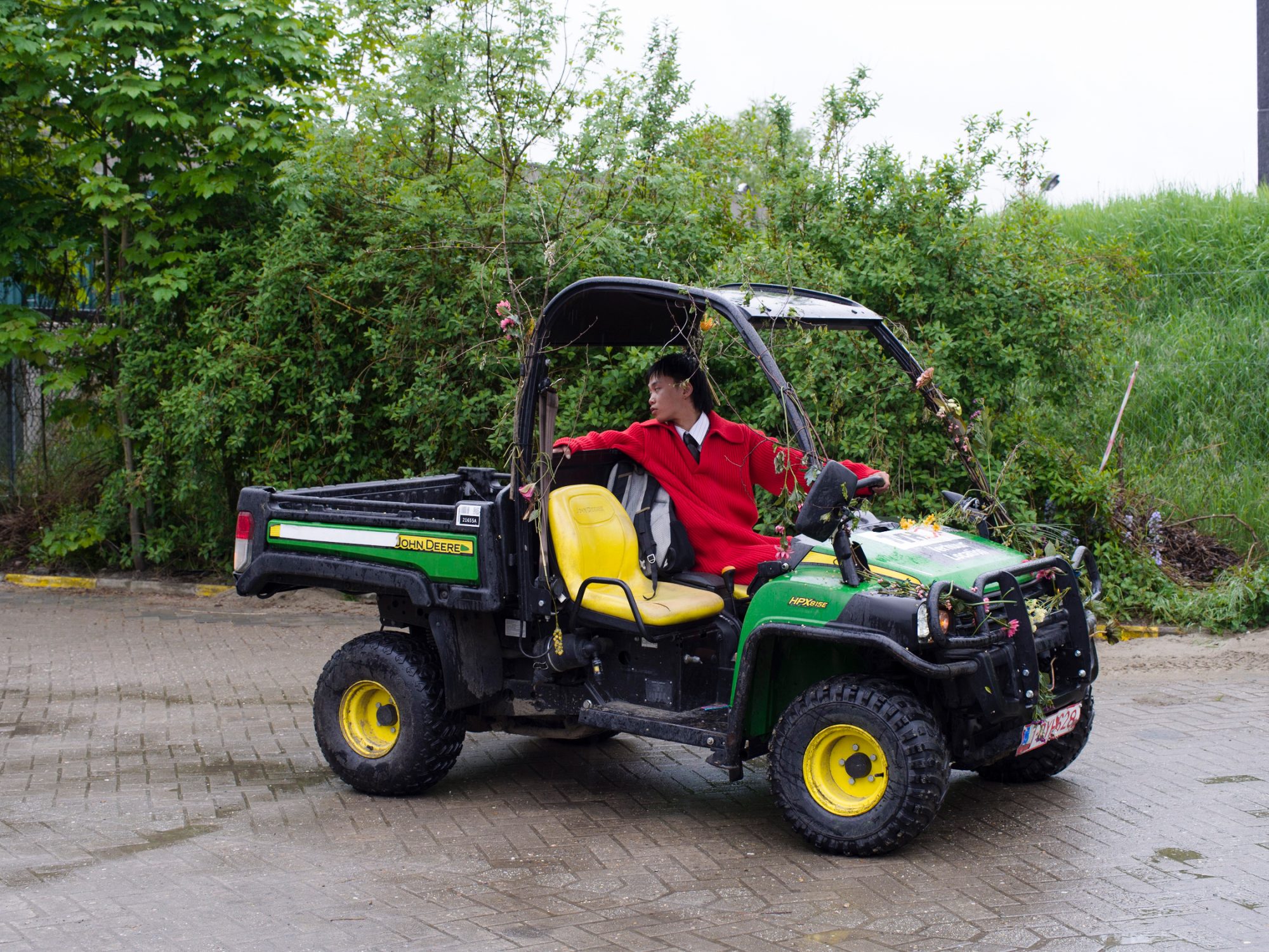 Nigel Shafran photographs cover story for Beauty Papers – News – DoBeDo ...