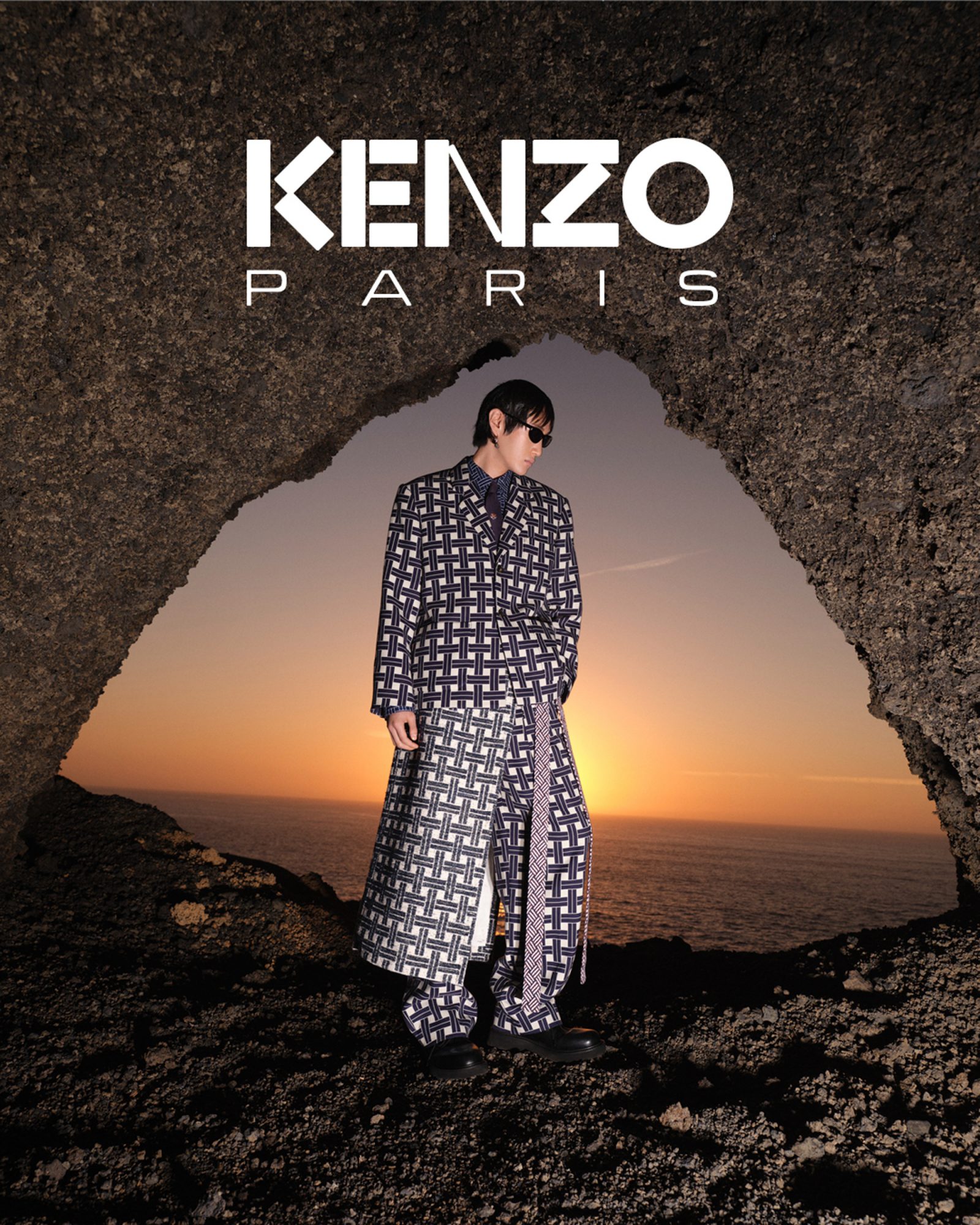 Johnny Dufort Photographs Kenzo FW24 Campaign – News – DoBeDo Represents