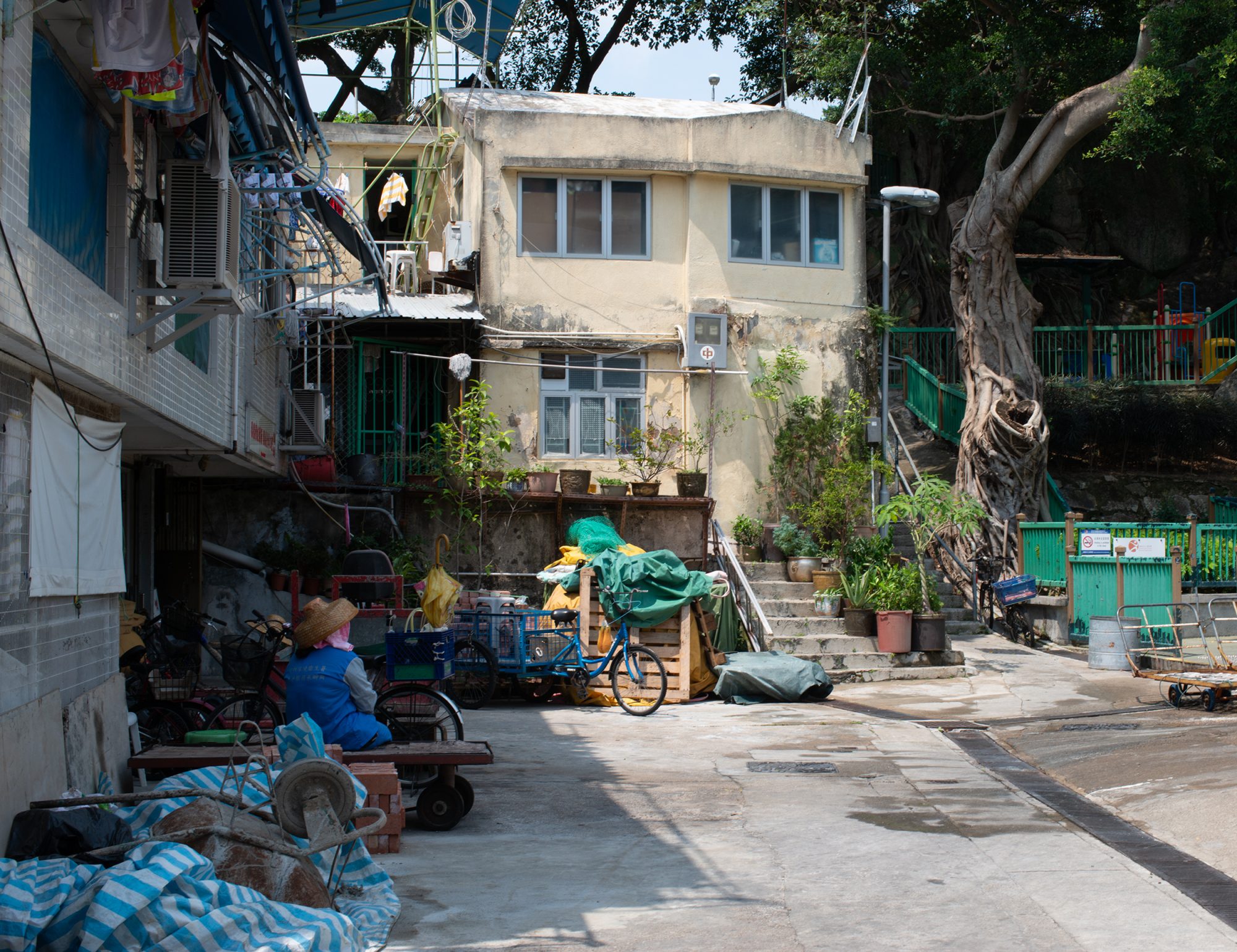 Nigel Shafran, Hong Kong, Shenzhen, China, 2015, Published in Asia ...