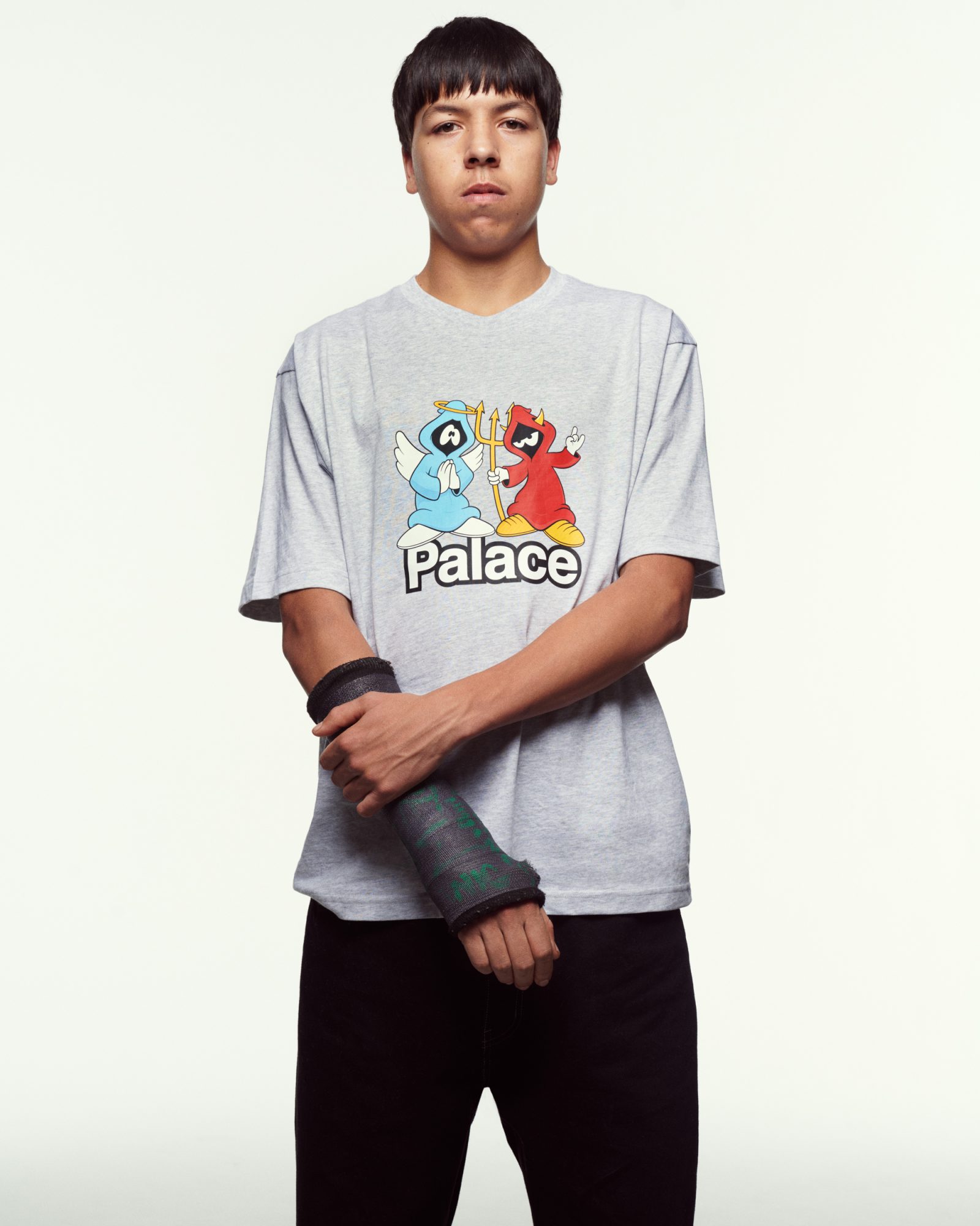 Theo Sion photographs Palace Holiday 25 – News – DoBeDo Represents
